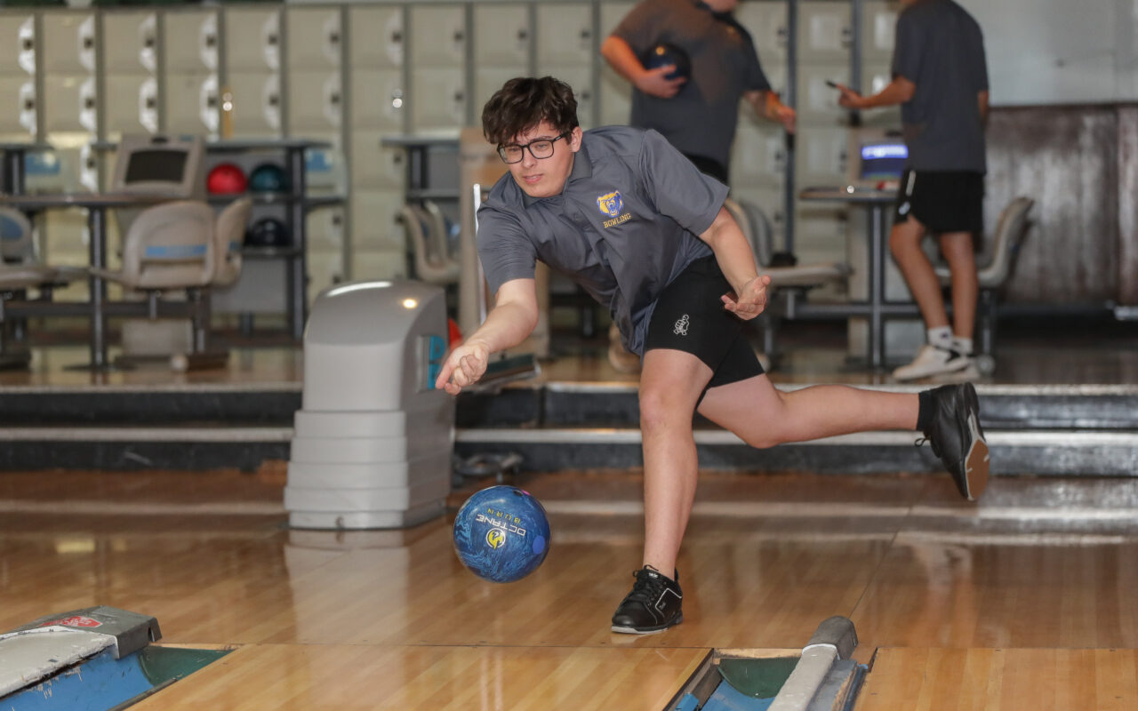 Bowlers end season with only 2 losses – The Lighthouse