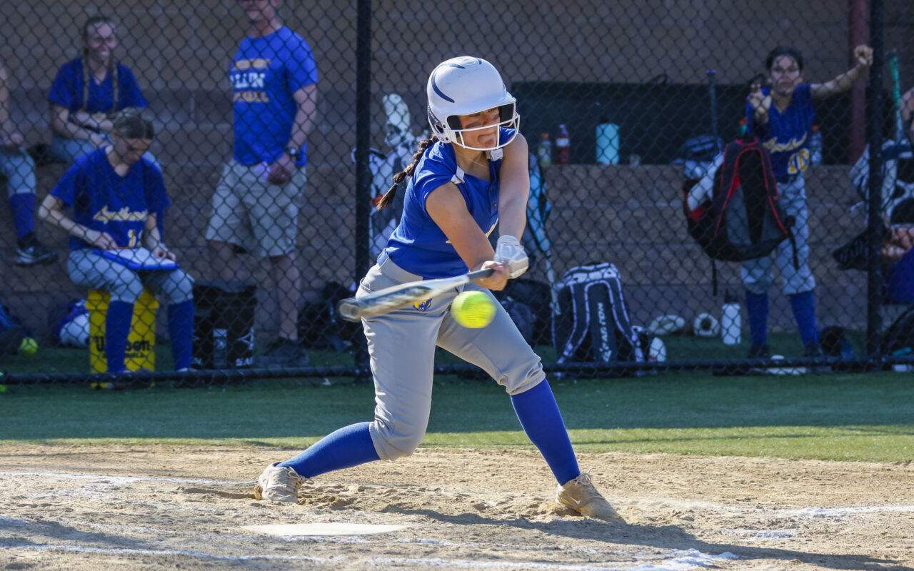 Softball aims to surpass last year’s record – The Lighthouse